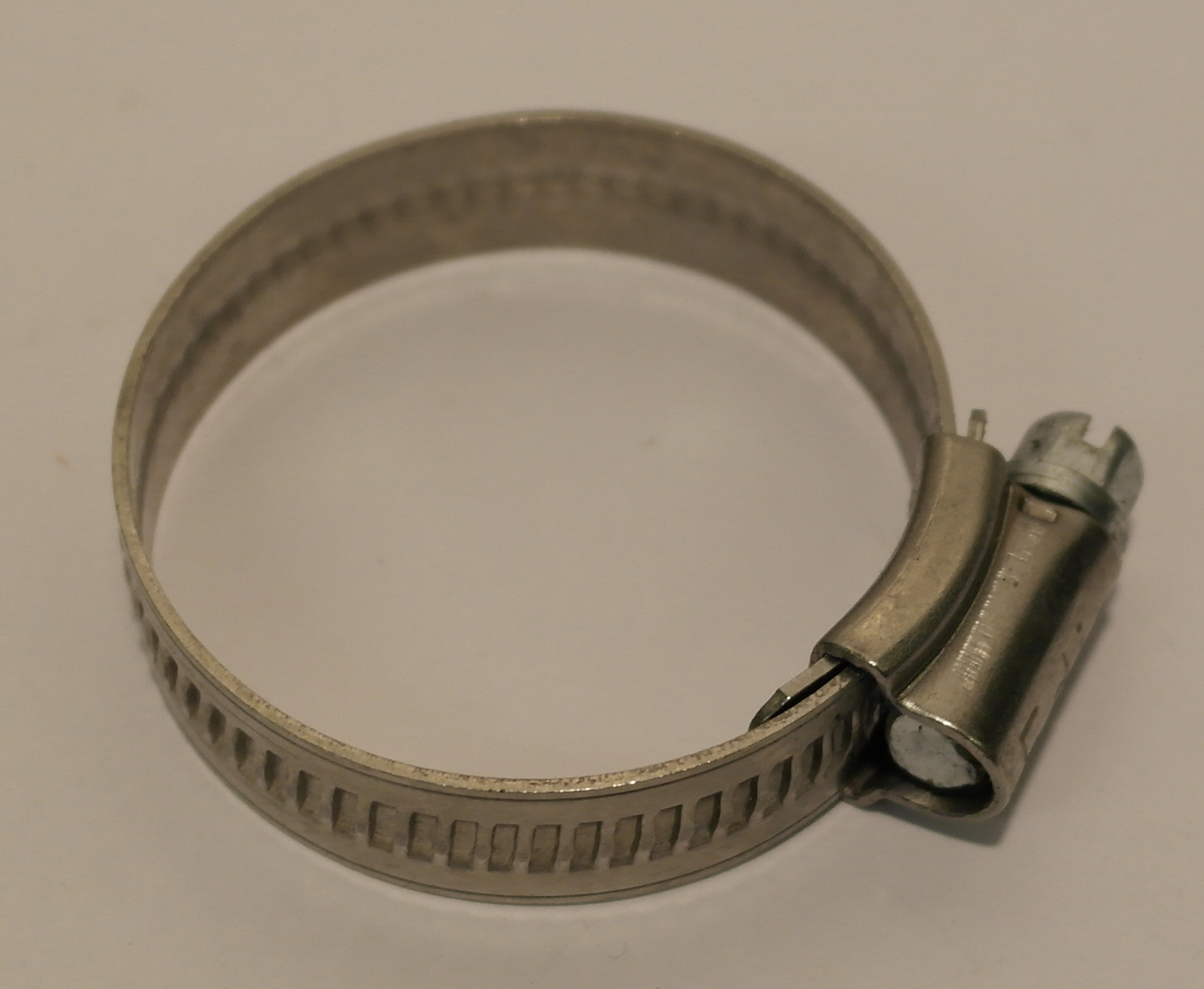Rustfri Slangeklemme 50mm Utvendig Diameter.
